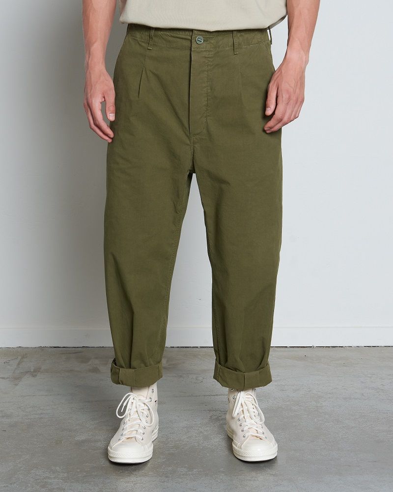 APPLIED ART FORMS Japanese Cargo Pant in Military Green